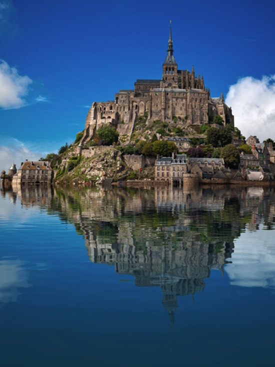 How To Create Realistic Water Reflection Effect In Photoshop Clipping